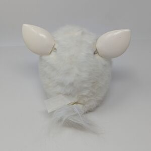 Furby | Toys | Furby White Yeti Hasbro 22 A Mind Of Its Own Marshmellow ...